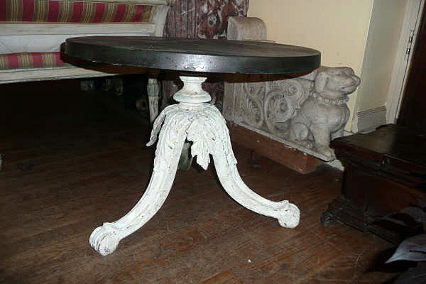Low Metal Table